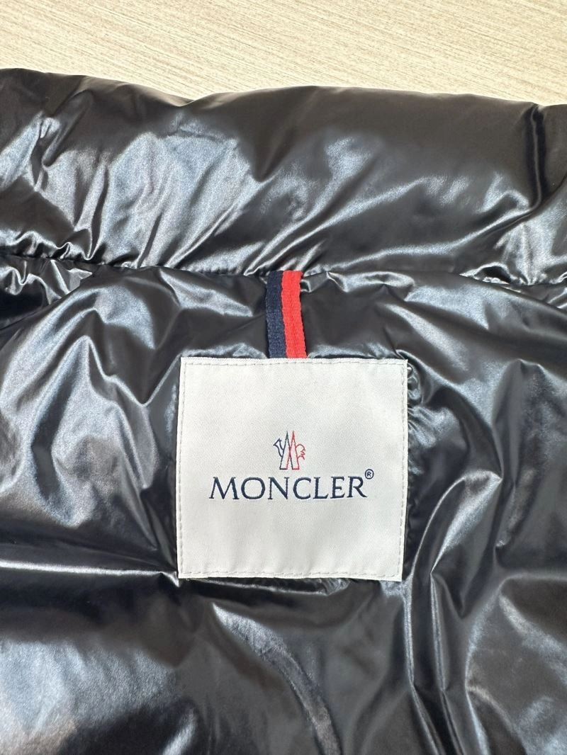 Inexpensive Moncler Down Jackets