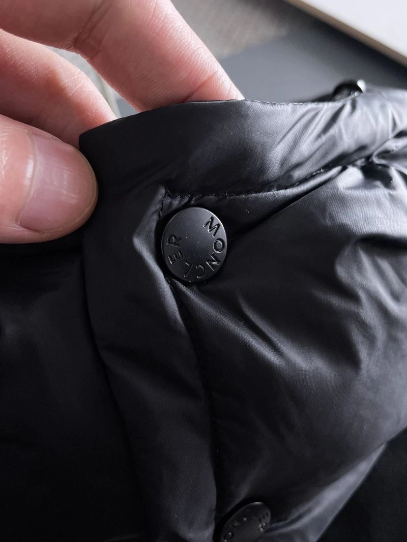 1:1 copy Moncler Down Jackets