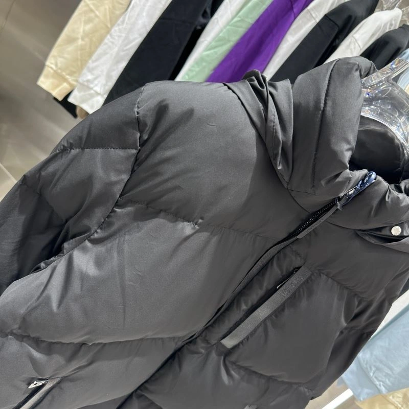 Accurate model Moncler Down Jackets