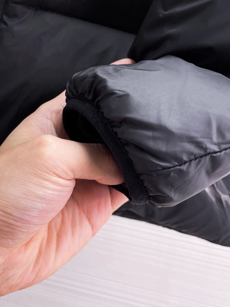 Top mirror Moncler Down Jackets