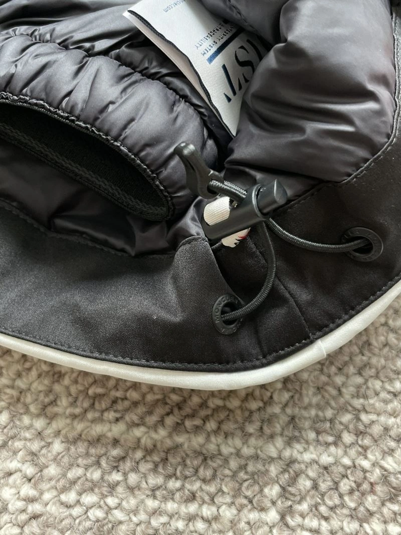 Low-cost Moncler Down Jackets