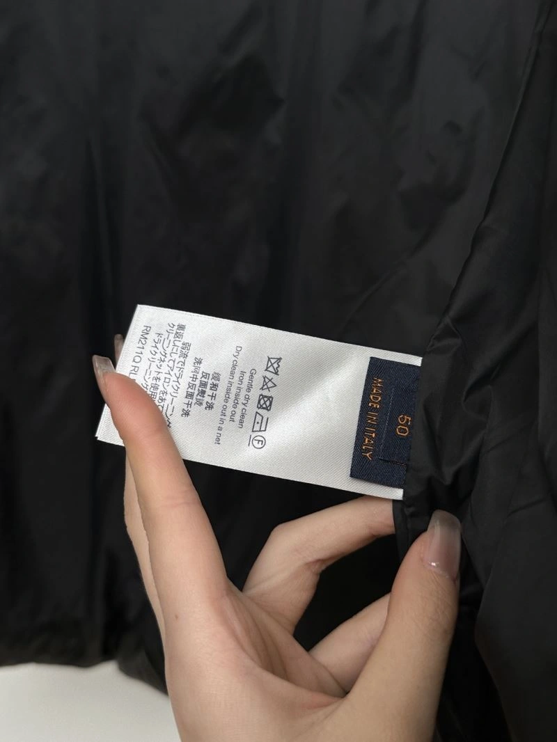 Inexpensive Moncler Down Jackets