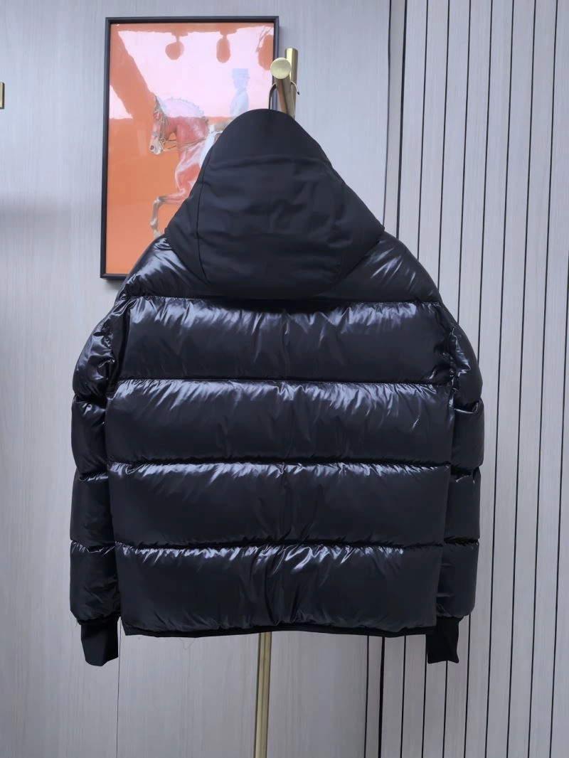 Accurate model Moncler Down Jackets