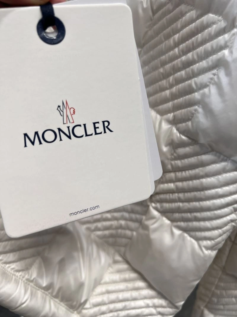 High accuracy Moncler Down Jackets