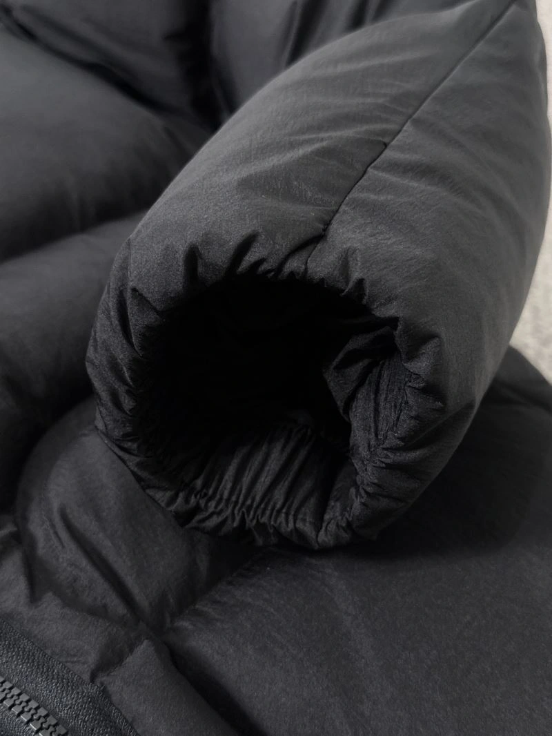 Inexpensive Moncler Down Jackets