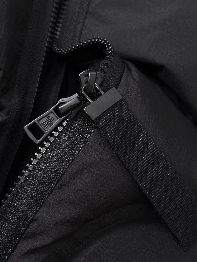 Inexpensive Moncler Down Jackets