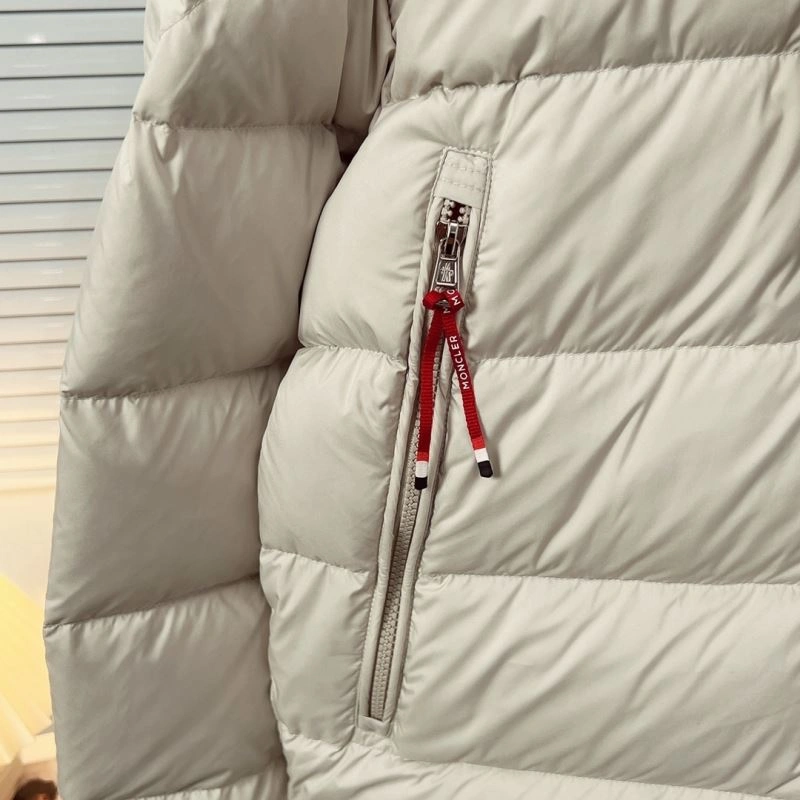 Low-cost Moncler Down Jackets