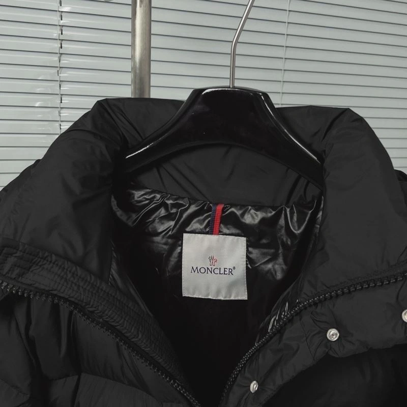 High accuracy Moncler Down Jackets