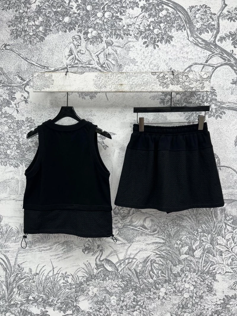 Discounted Moncler Dress Suits