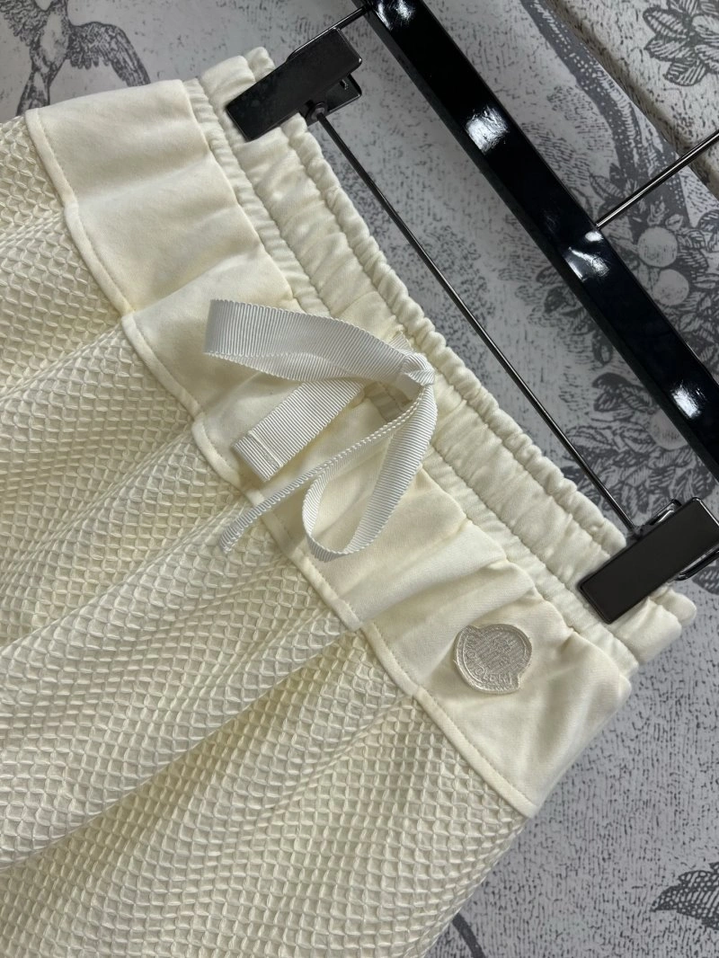 Top match Moncler Dress Suits