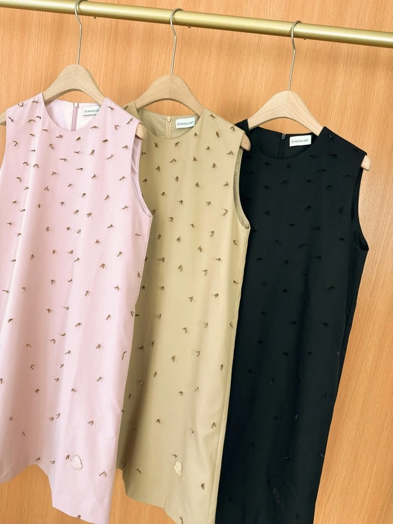 Official Moncler Dress