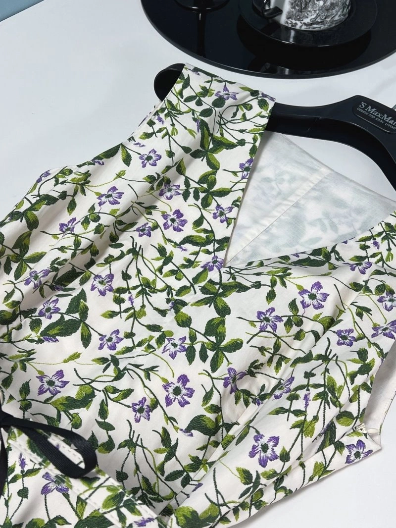 1:1 copy Moncler Dress