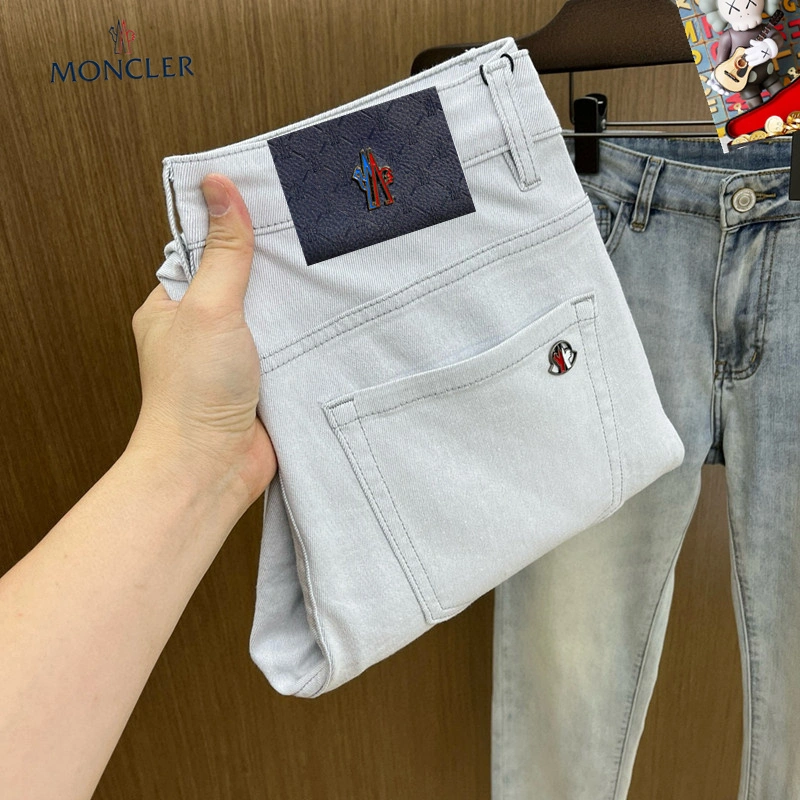 Moncler Jeans