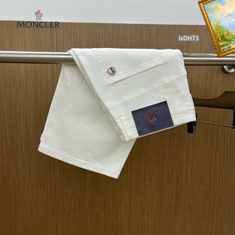 Moncler Jeans