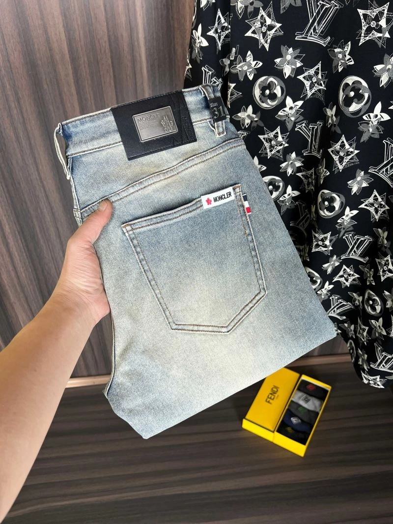 Moncler Jeans