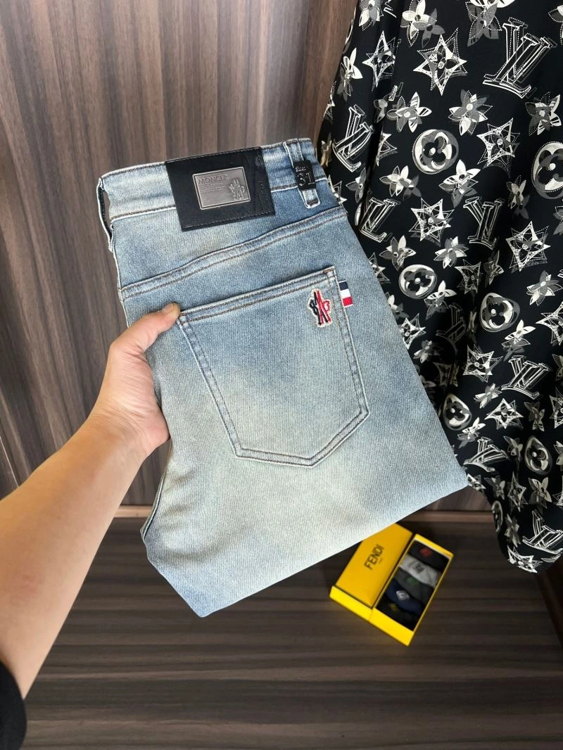 Moncler Jeans
