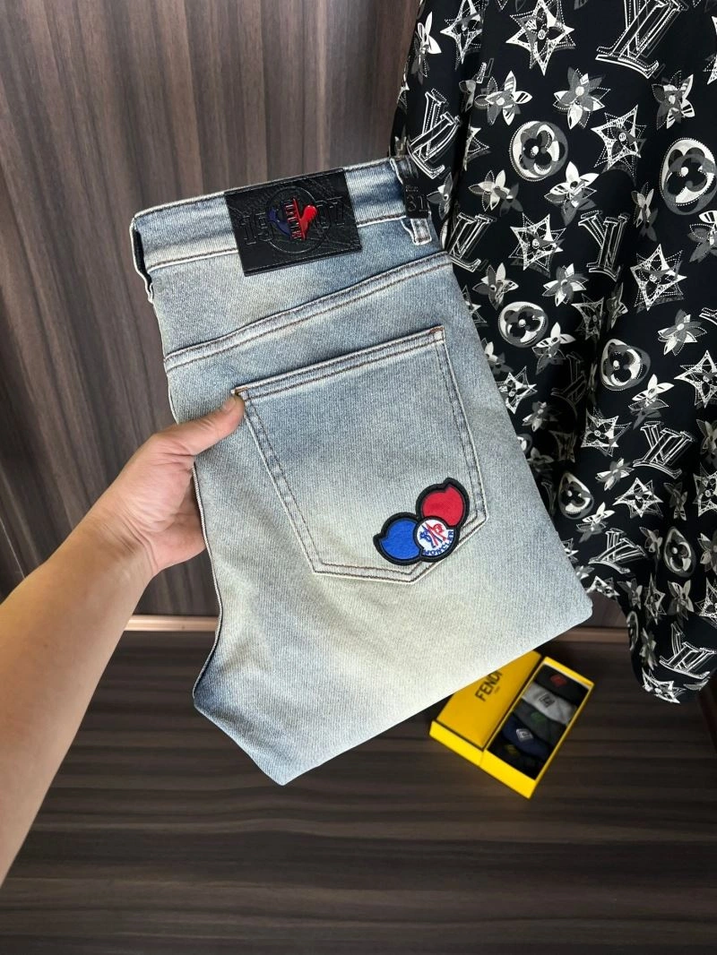 Moncler Jeans