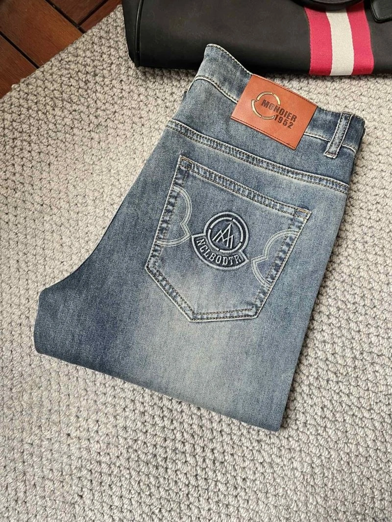 Moncler Jeans