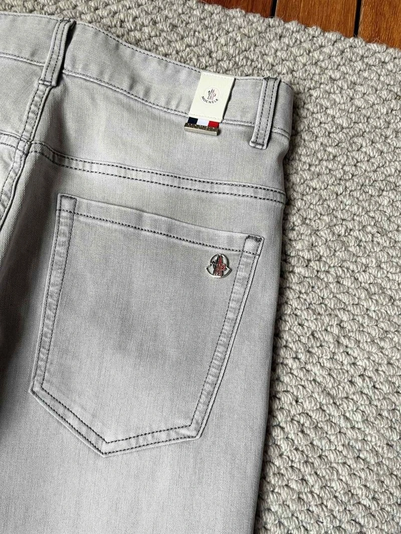 Bargain Moncler Jeans