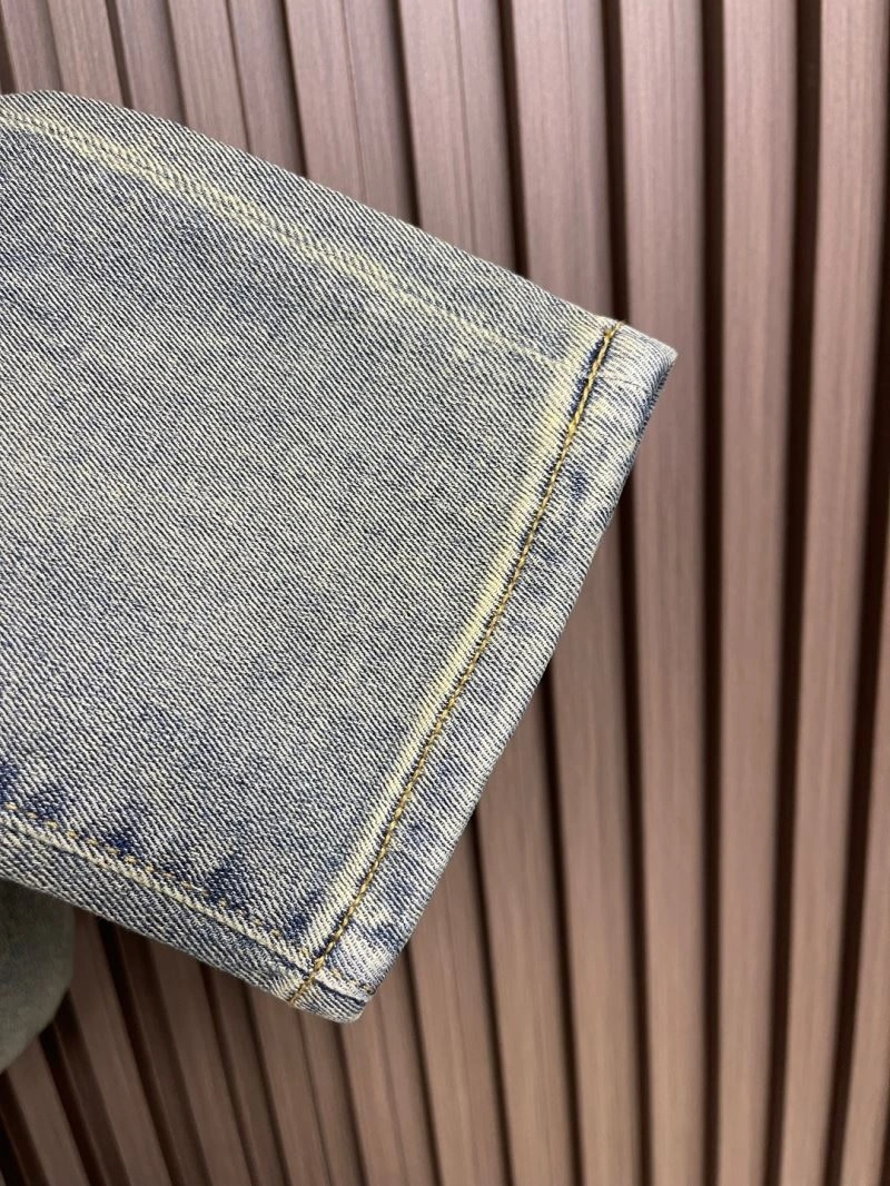 Accurate model Moncler Jeans