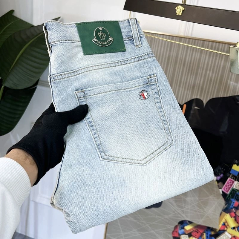 Moncler Jeans