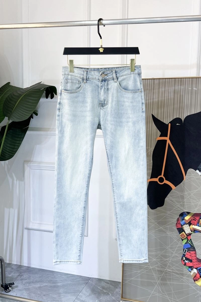 Legit Moncler Jeans
