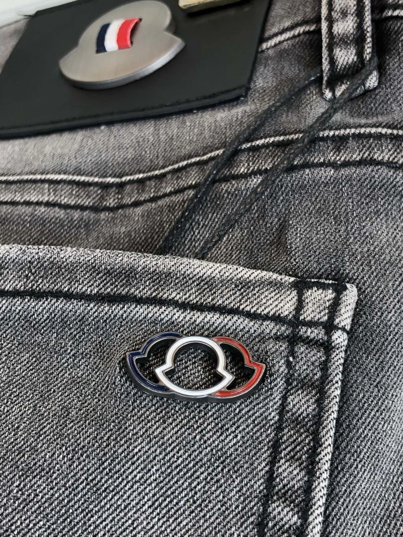 Inexpensive Moncler Jeans