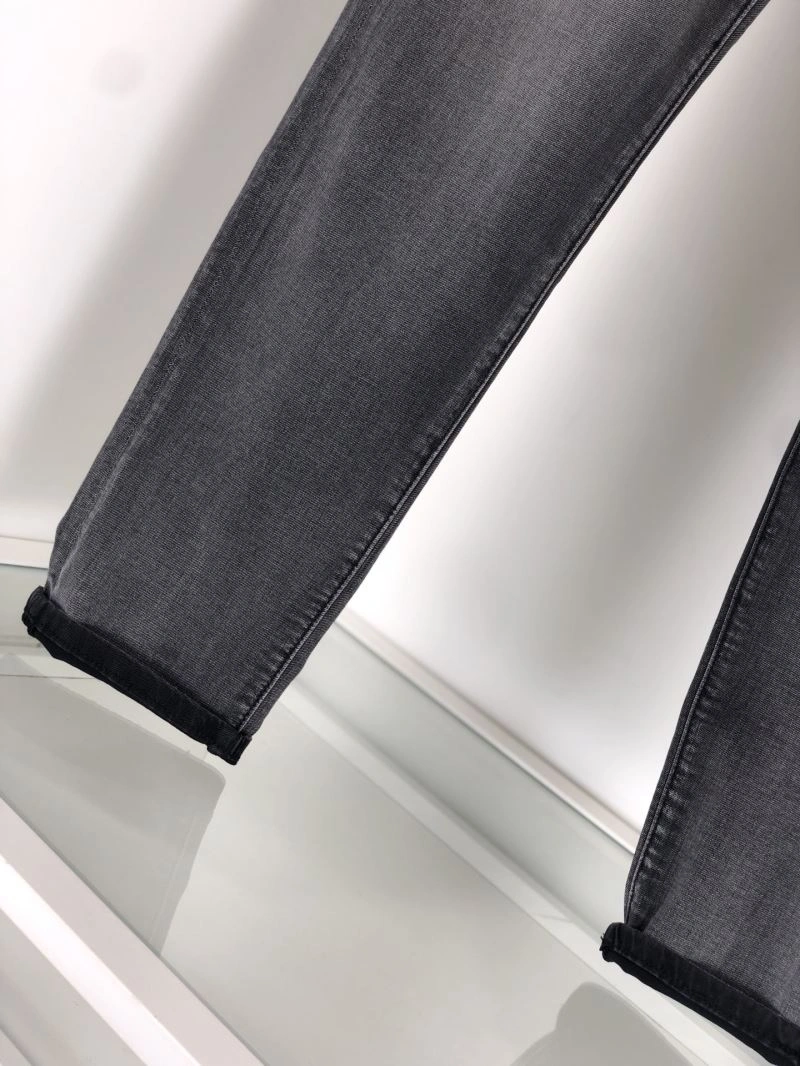Inexpensive Moncler Jeans