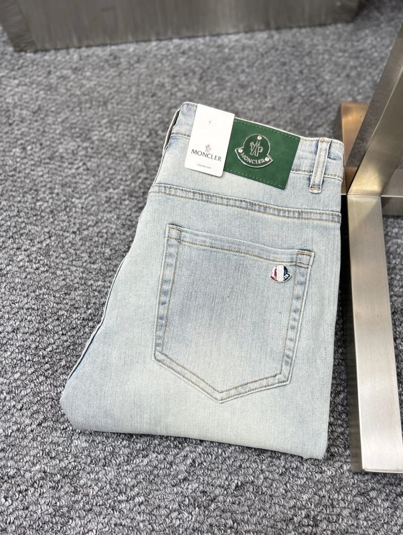Moncler Jeans