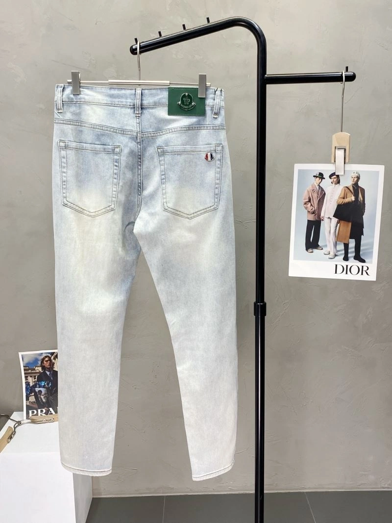 Low-cost Moncler Jeans
