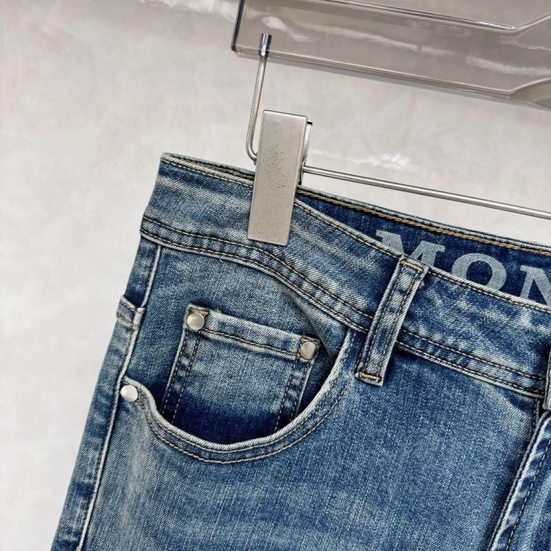 Accurate model Moncler Jeans