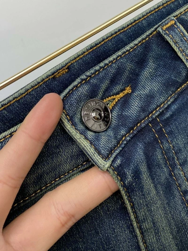 Inexpensive Moncler Jeans