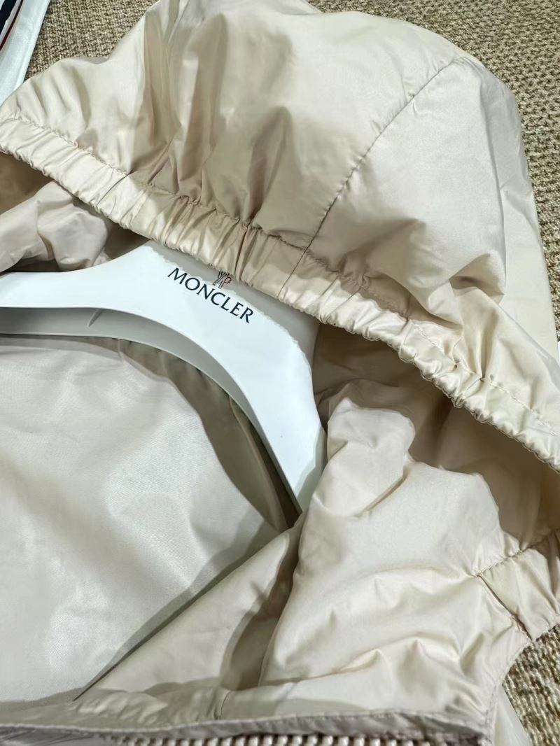 Brand-authenticated Moncler Kids