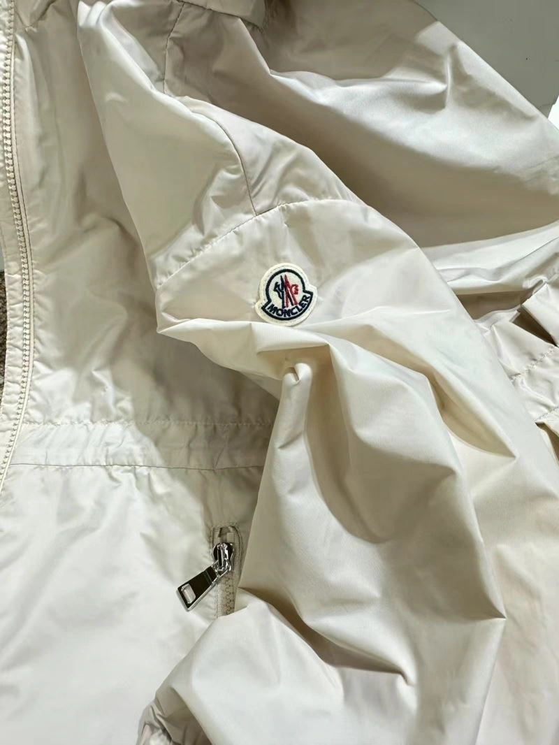 Brand-authenticated Moncler Kids