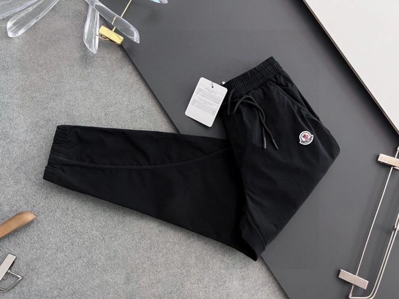 Accurate model Moncler Long Pants