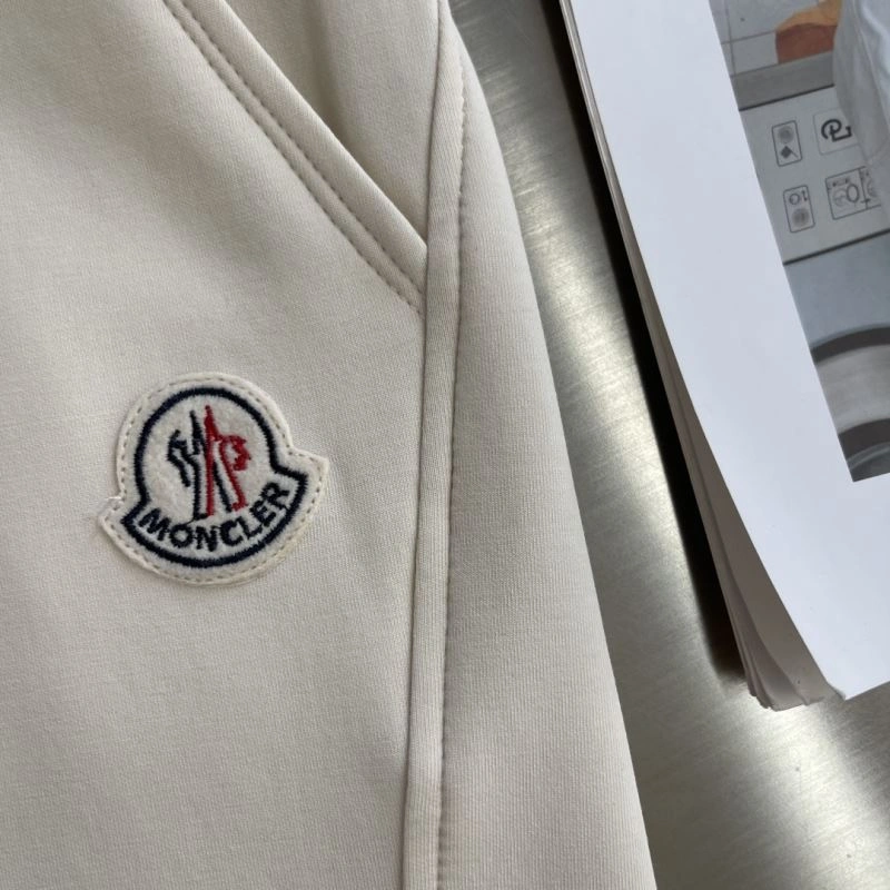 Indistinguishable Moncler Long Pants
