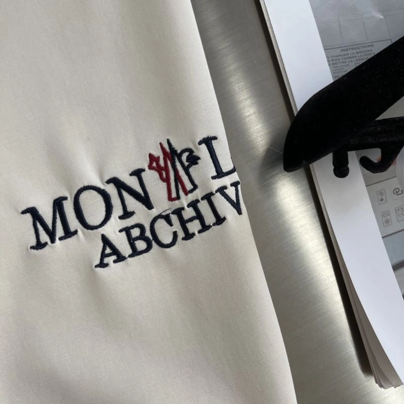 Indistinguishable Moncler Long Pants