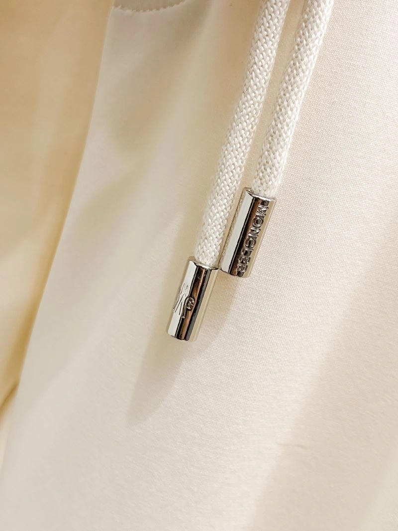 Indistinguishable Moncler Long Pants