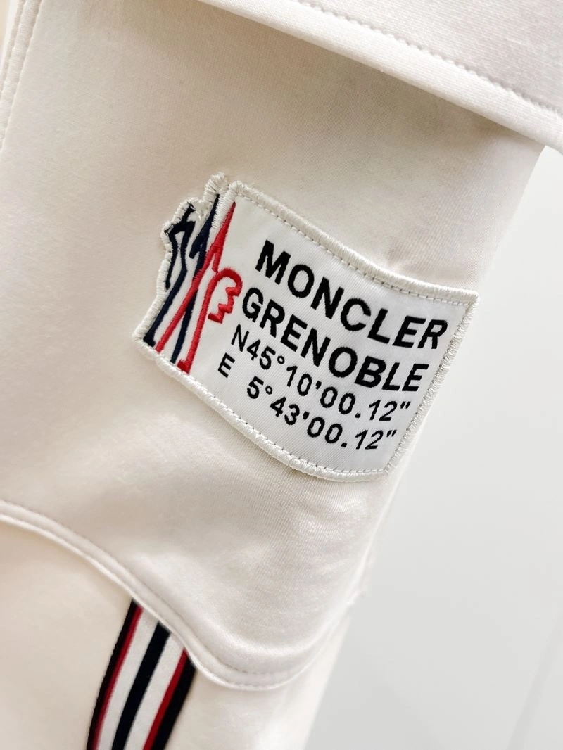 Indistinguishable Moncler Long Pants