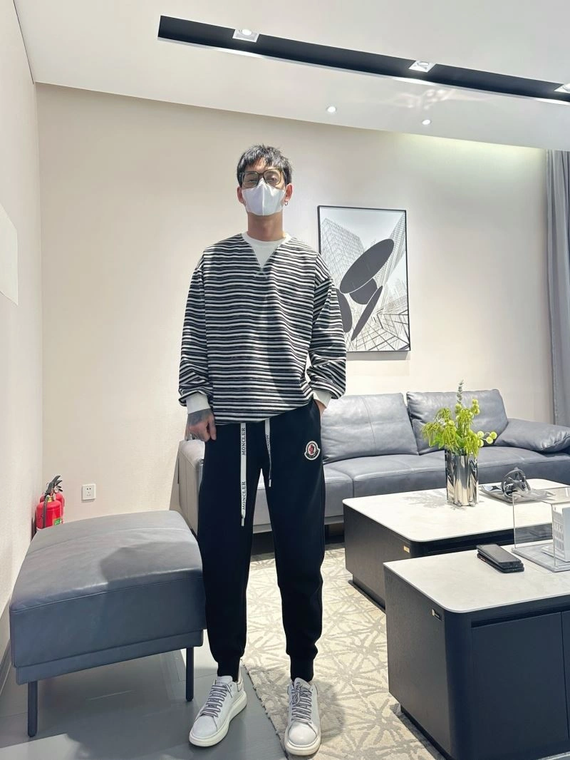 Budget-friendly Moncler Long Pants