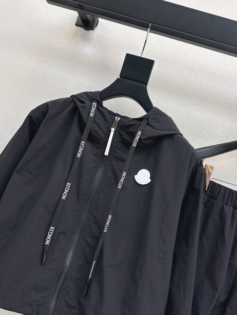 Reasonably priced Moncler Long Suits