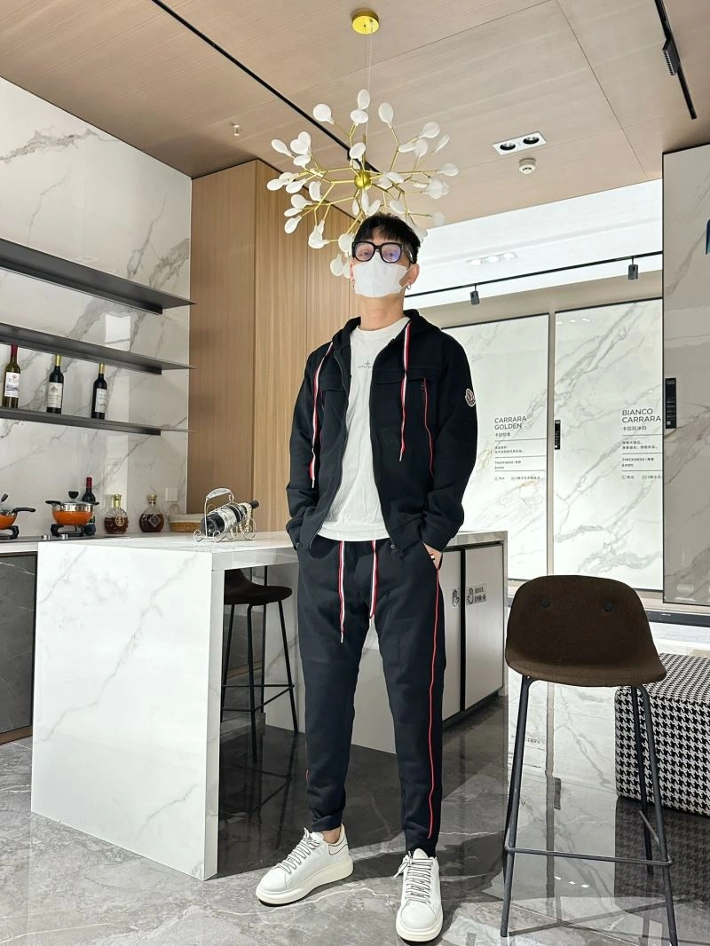 Perfect replica Moncler Long Suits
