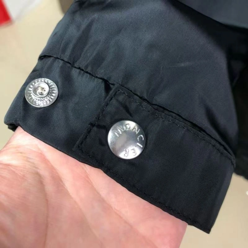 Precise copy Moncler Outwear