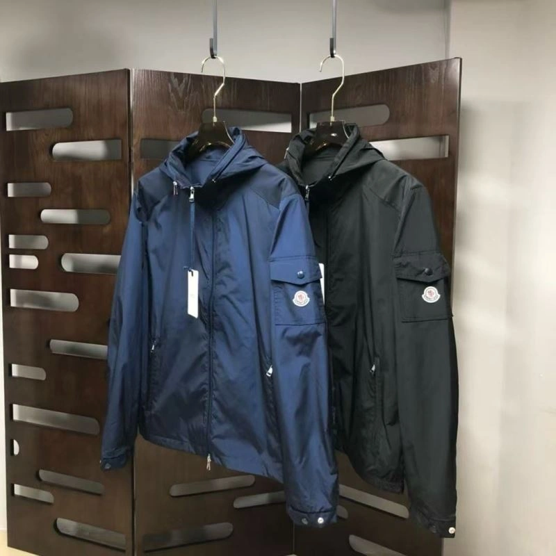 Accurate model Moncler Outwear