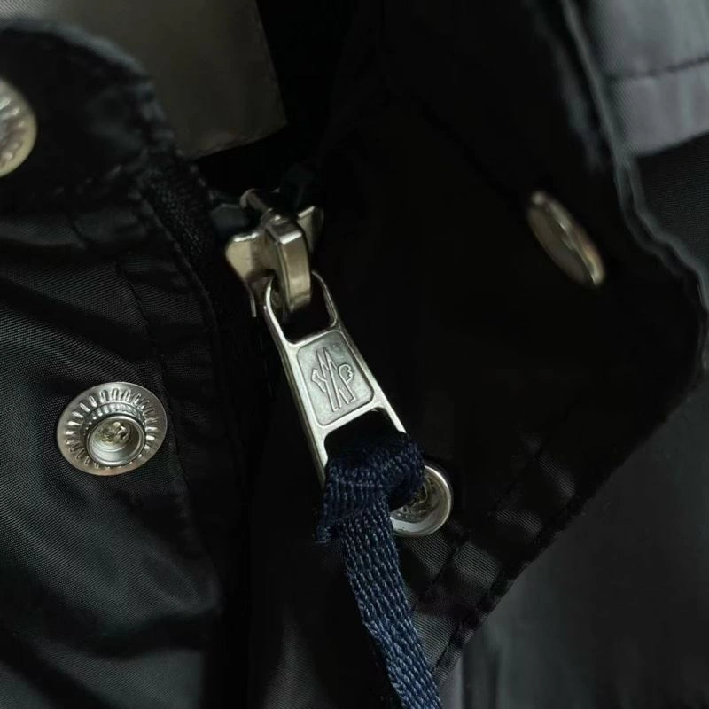Top mirror Moncler Outwear