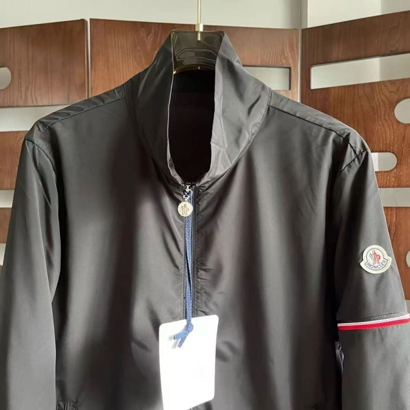 Low-cost Moncler Outwear