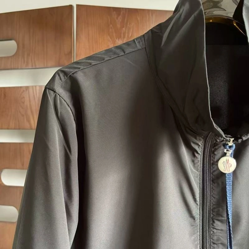 Low-cost Moncler Outwear