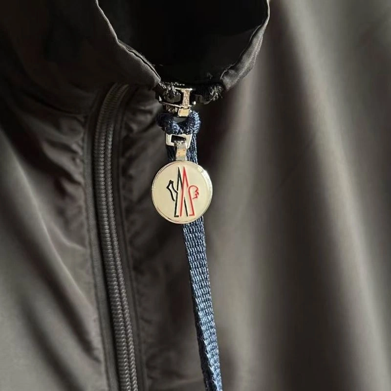 Low-cost Moncler Outwear