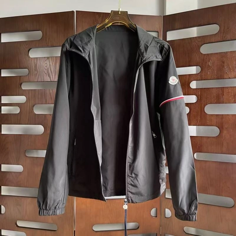 Low-cost Moncler Outwear