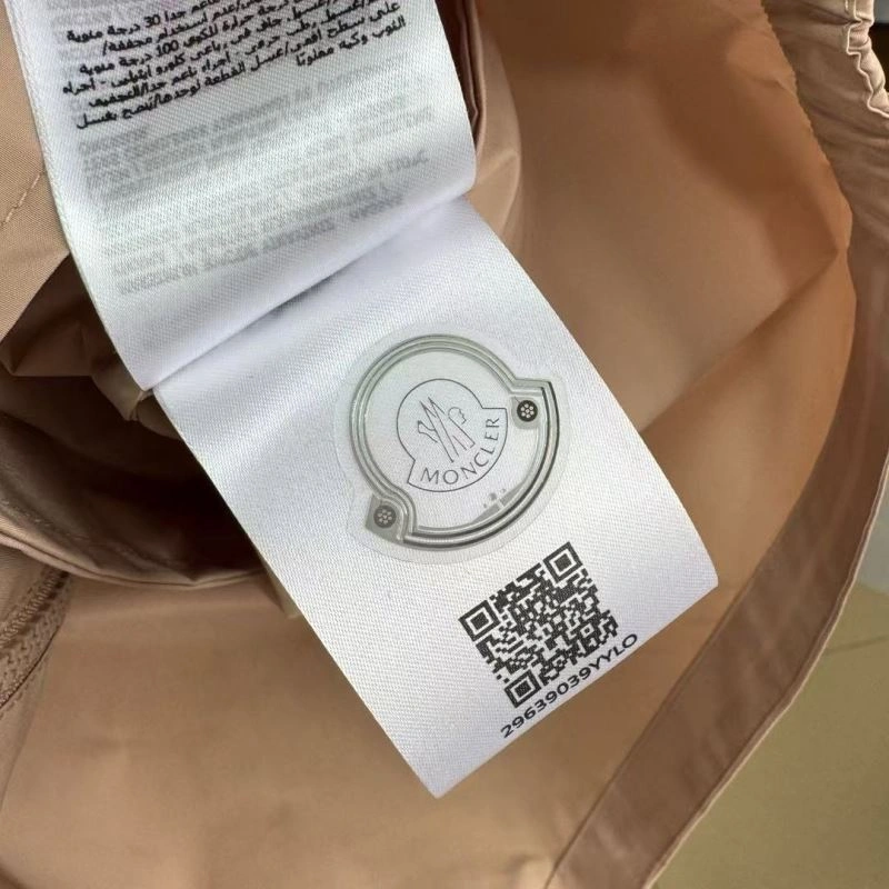 Brand-original Moncler Outwear
